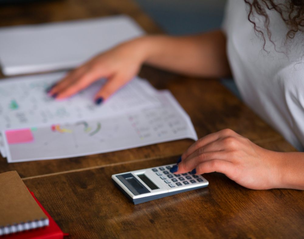 Energy Hedge – Solar – EV chargers – Battery